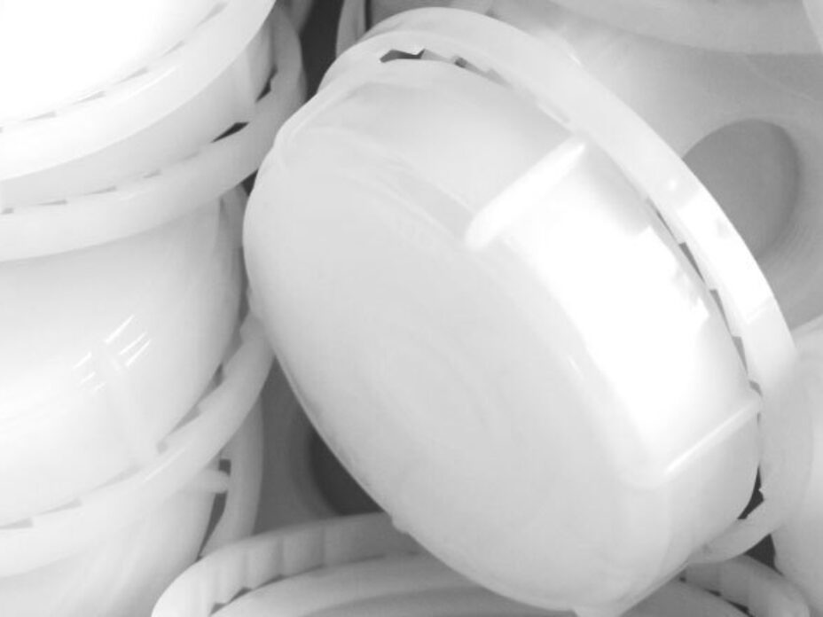 Plasticap-70™ Screwcap for Plastic Containers - Tri-Sure